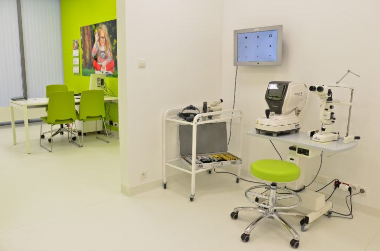 Badanie wzroku - jak przebiega, ile trwa i co ile wykonywać - Medipark Badanie wzroku - jak przebiega, ile trwa i co ile wykonywać - Medipark